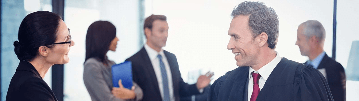 Czym się różni adwokat od radcy prawnego czy prawnika?